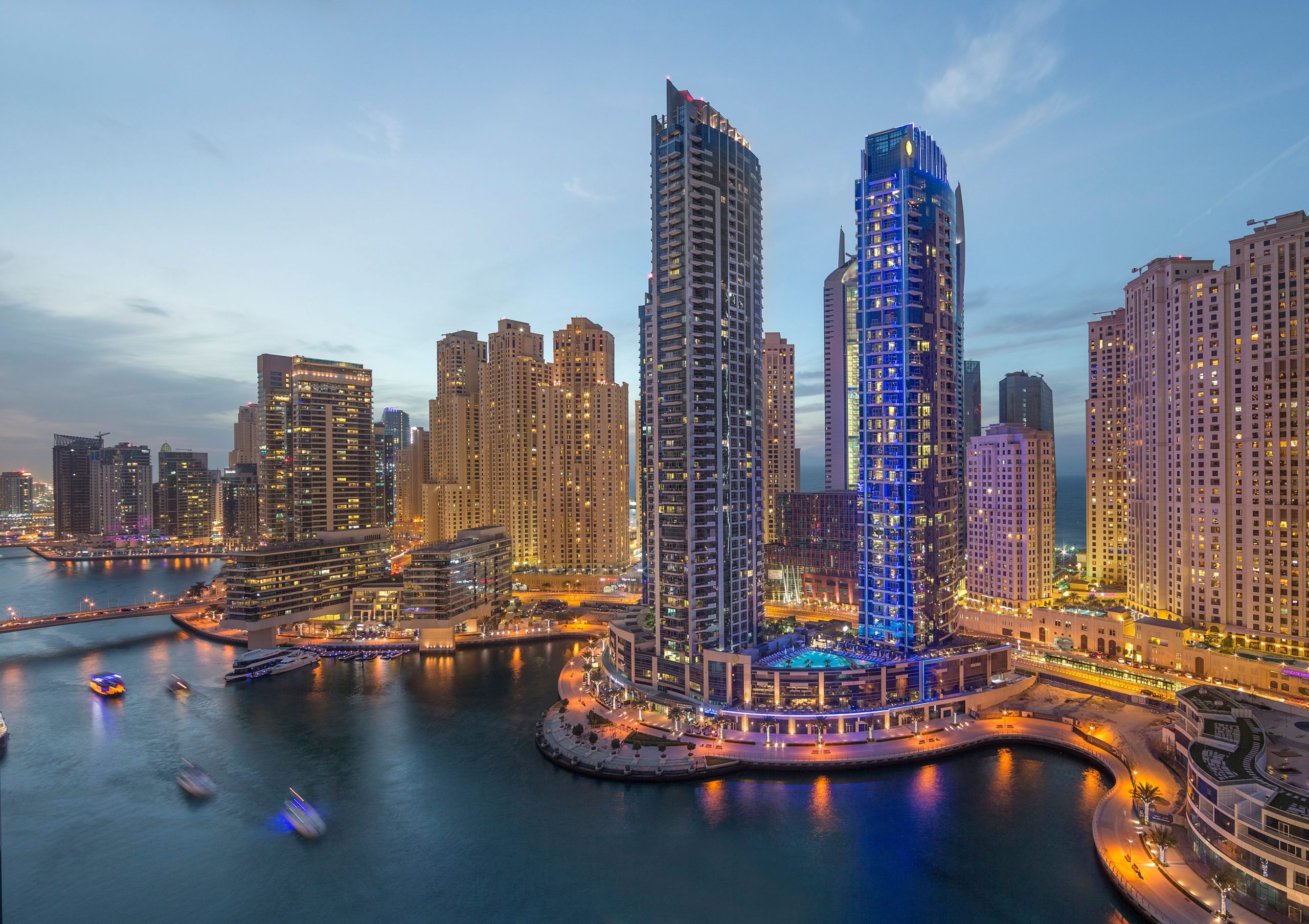 Dubai Marina: A Complete Guide to the Waterfront Lifestyle